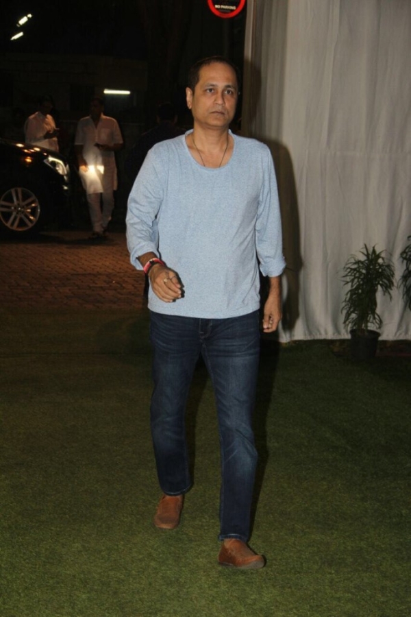 Neeraj Vora Prayer Meet Photos - FilmiBeat