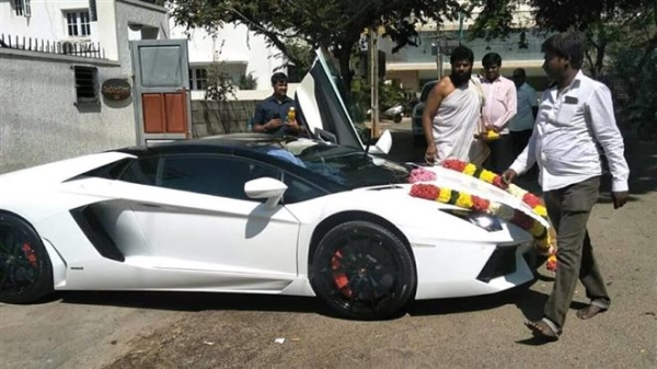 Challenging Star Darshan New Lamborghini Car Photos - FilmiBeat