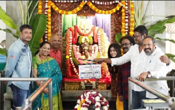 Challenging Star Darshan New Movie Launch Photos - FilmiBeat