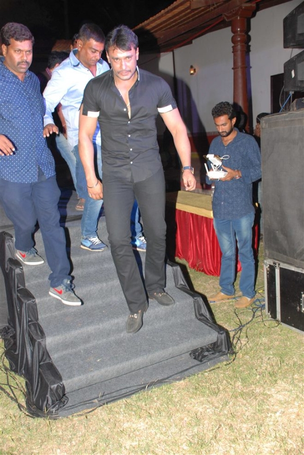 Challenging Star Darshan At Vanilla Audio Release Photos - FilmiBeat