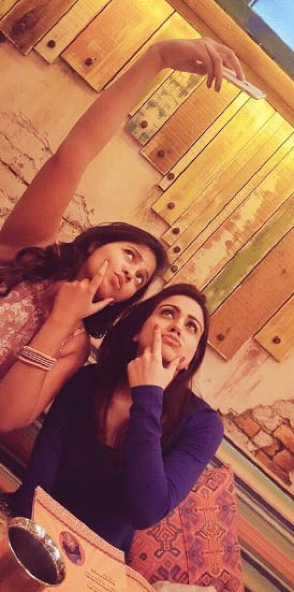 See Who Are Kollywood Actresses Best Friends Photos - FilmiBeat