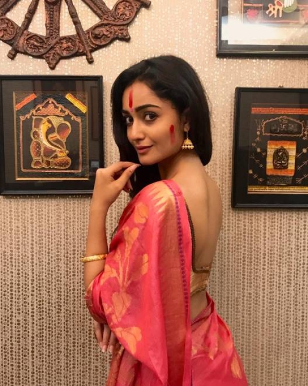 Tridha Choudhury Photos [HD]: Latest Images, Pictures, Stills of Tridha ...