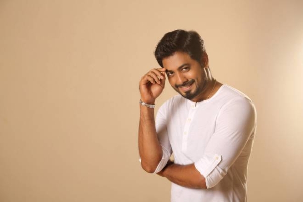 Aari Arujunan Photos: Latest HD Images, Pictures, Stills & Pics - FilmiBeat