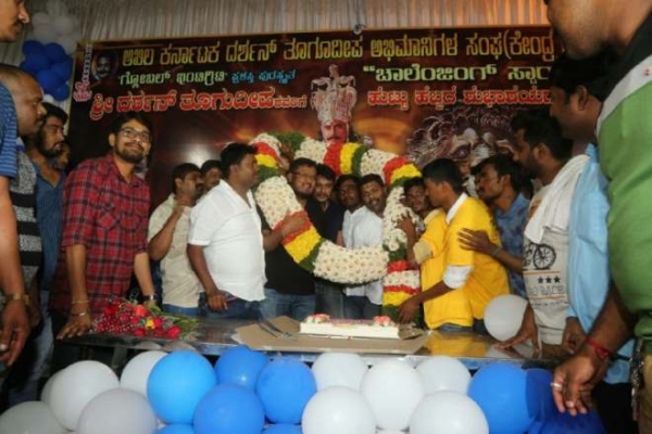 Darshan 41th Birthday Celebration Photos - FilmiBeat
