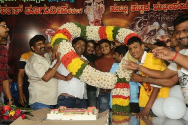Darshan 41th Birthday Celebration Photos - FilmiBeat