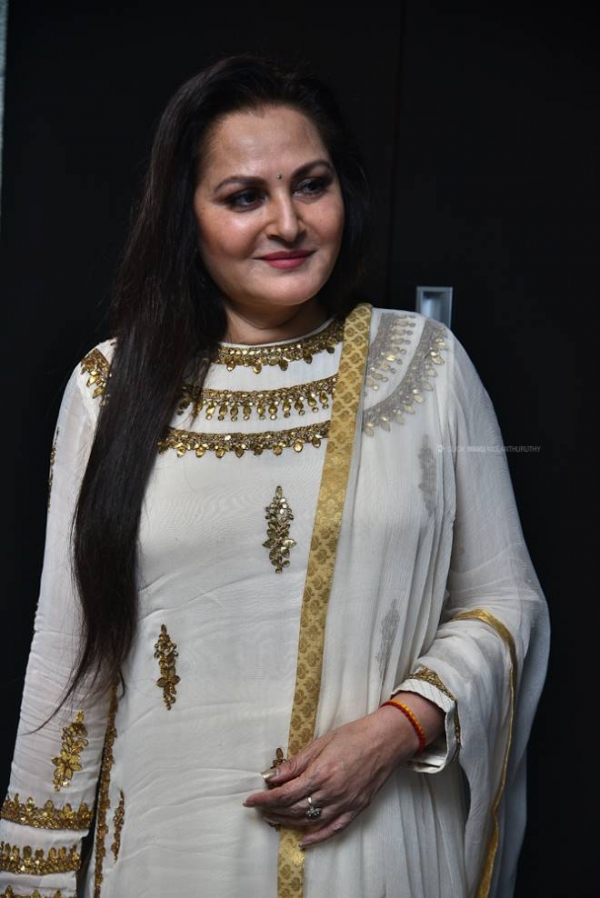 Jayaprada Photos: Latest HD Images, Pictures, Stills & Pics - FilmiBeat