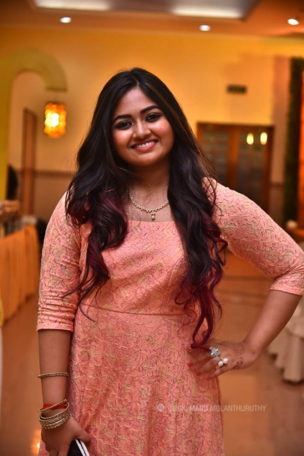 Shaalin Zoya Photos [HD]: Latest Images, Pictures, Stills of Shaalin ...