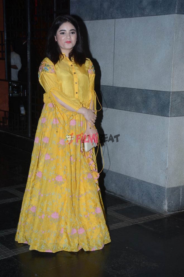 Zaira Wasim Photos: Latest HD Images, Pictures, Stills & Pics - FilmiBeat