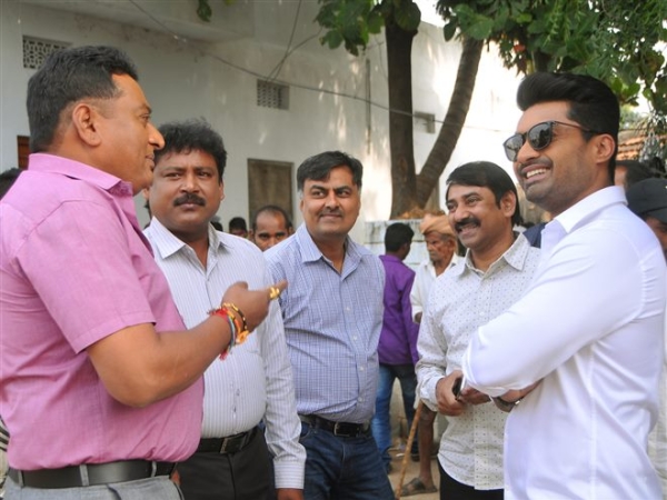 MLA Photos: HD Images, Pictures, Stills, First Look Posters of MLA ...