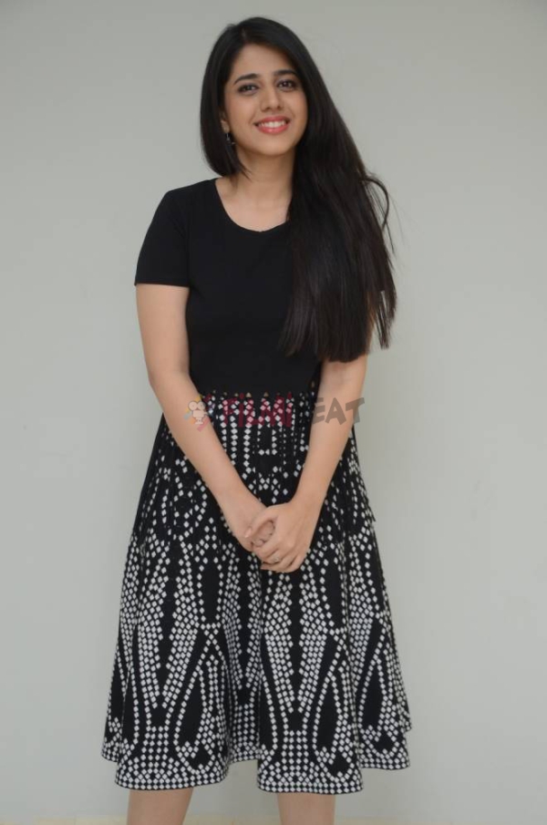 Simran Photos: Latest HD Images, Pictures, Stills & Pics - FilmiBeat