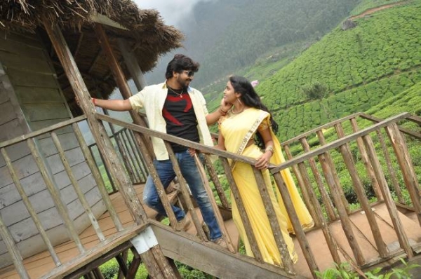 Vetrimaaran Photos: HD Images, Pictures, Stills, First Look Posters of ...