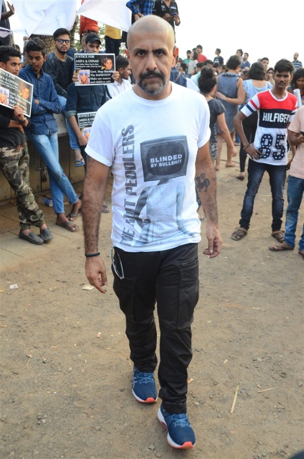 Bollywood Celebrities Protest For Asifa Justice Photos - FilmiBeat