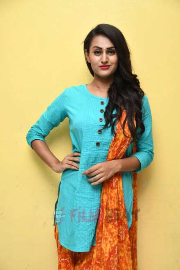 Anika Rao Photos: Latest HD Images, Pictures, Stills & Pics - FilmiBeat