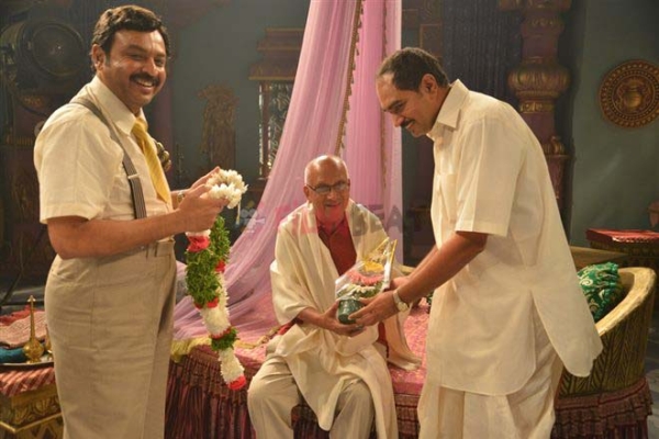 Mahanati Photos: HD Images, Pictures, Stills, First Look Posters of ...