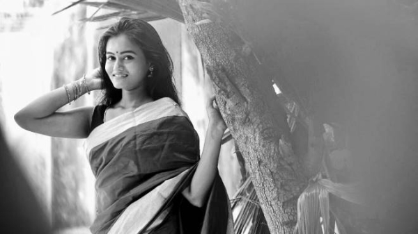 Neethu Vasudevan Photos: Latest HD Images, Pictures, Stills & Pics ...