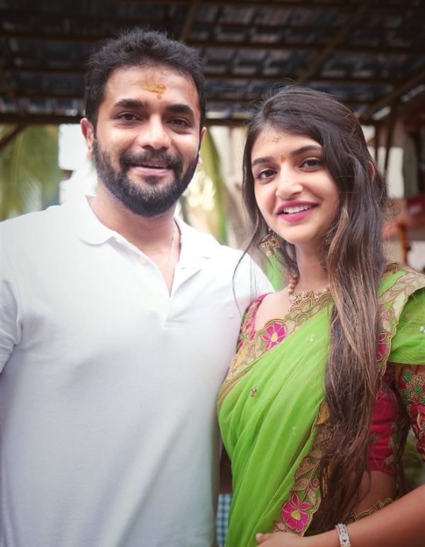 Sri Murali Bharathe Movie Muhurat Photos - FilmiBeat