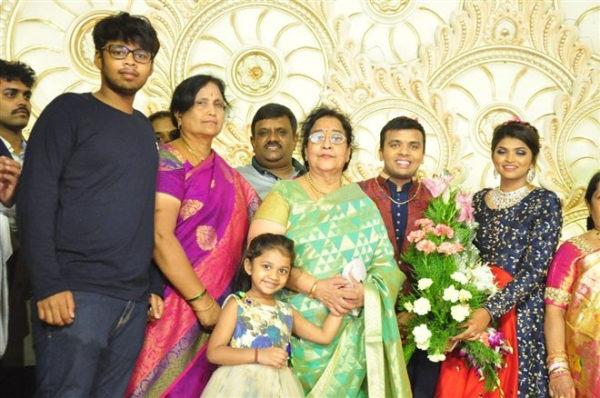 Ambica Vinayaka Surya Kumar And Preethika Lakshmi Wedding Receiption ...