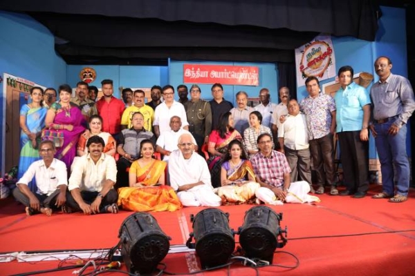 25th Show of YGee Mahendra'3 Ji Stage Show Photos - FilmiBeat