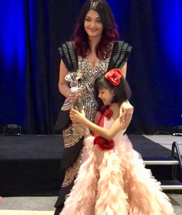 Aishwarya Rai Bacchan At Wrift Awards 2018 Photos - FilmiBeat