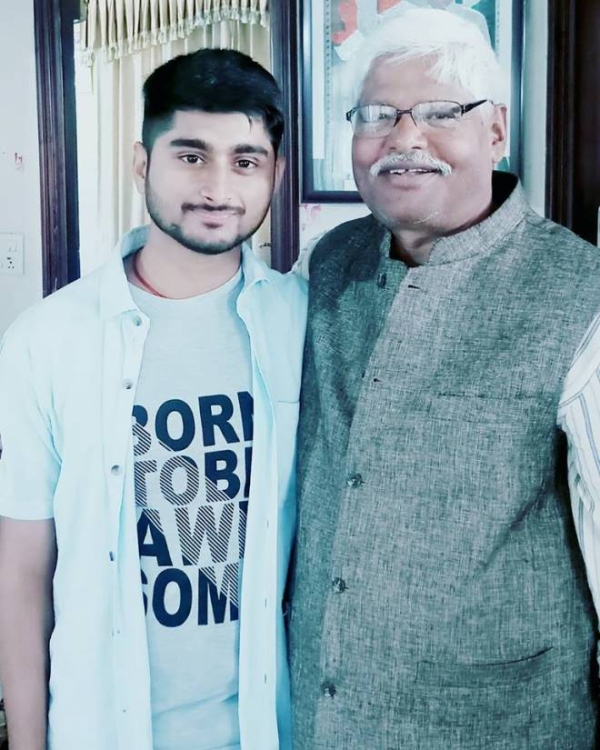 Deepak Thakur Photos [HD]: Latest Images, Pictures, Stills of Deepak ...