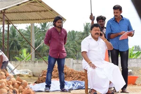 Avathara Vettai Photos: HD Images, Pictures, Stills, First Look Posters ...