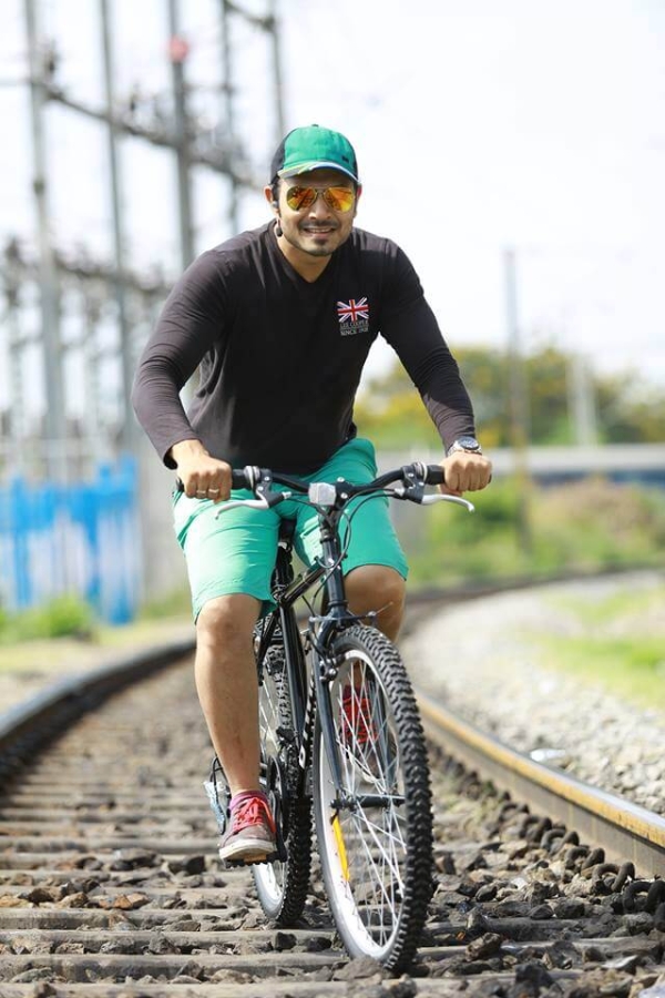 Kaushal Manda Telugu Bigg Boss Winner Unseen Photos Photos - FilmiBeat