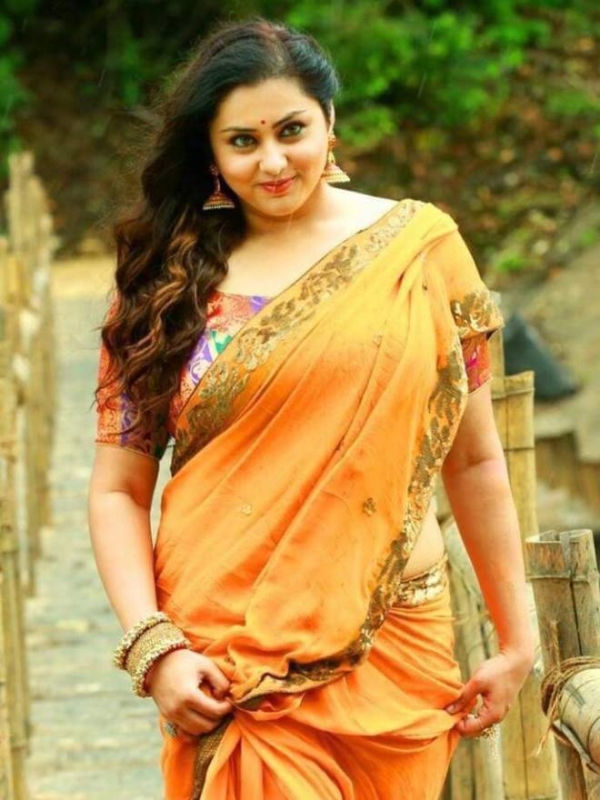 Namitha Photos [HD]: Latest Images, Pictures, Stills of Namitha - FilmiBeat