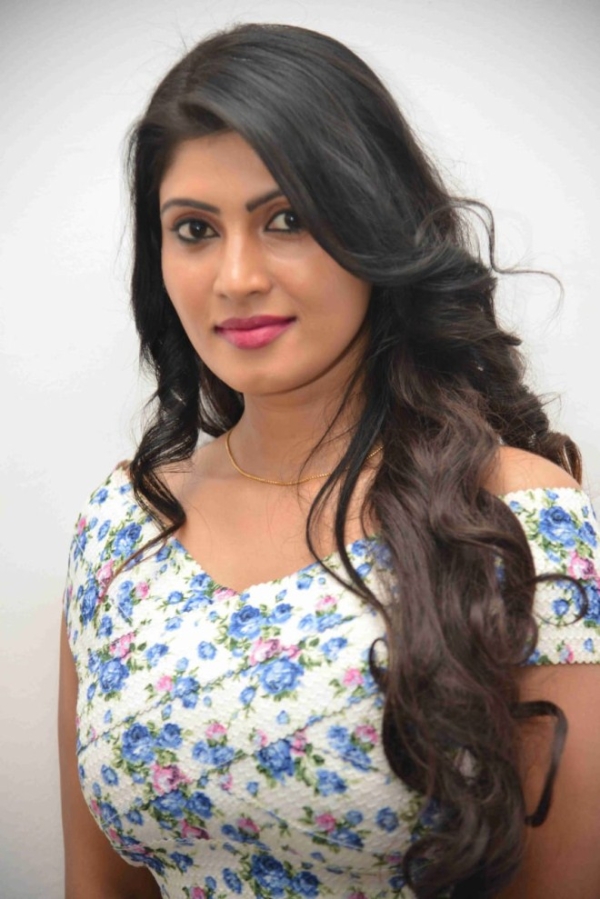 Amrutha Photos: Latest HD Images, Pictures, Stills & Pics - FilmiBeat
