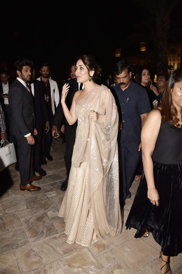 Kareena Kapoor & Karthik Aryan At Masala Awards 2018 Photos