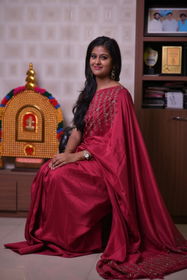 Sravana Photos [HD]: Latest Images, Pictures, Stills of Sravana - FilmiBeat