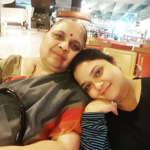 Deepa Bhaskar Photos [HD]: Latest Images, Pictures, Stills of Deepa ...