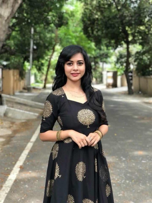 Suza Kumar Photos: Latest HD Images, Pictures, Stills & Pics - FilmiBeat