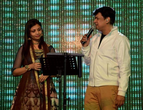 Singer Vijay Prakash Family