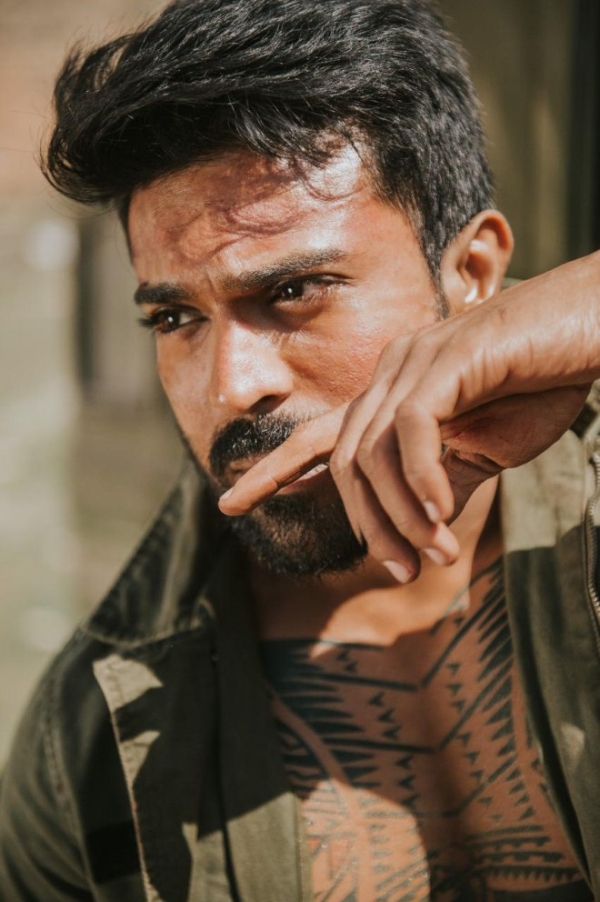 Vinaya Vidheya Rama Photos: HD Images, Pictures, Stills, First Look ...