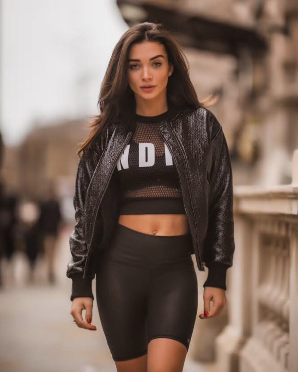 Yami Jackson Is Enaged To George Panayiotou Photos