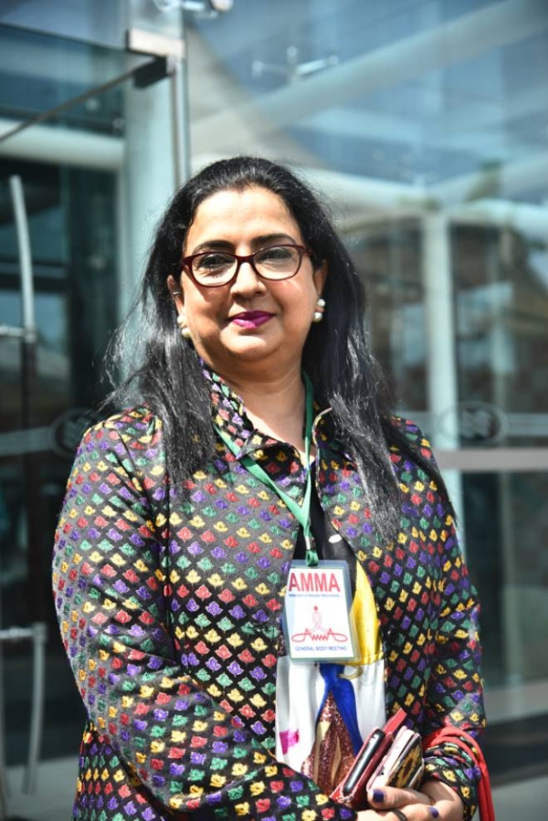 Ambika Photos: Latest HD Images, Pictures, Stills & Pics - FilmiBeat