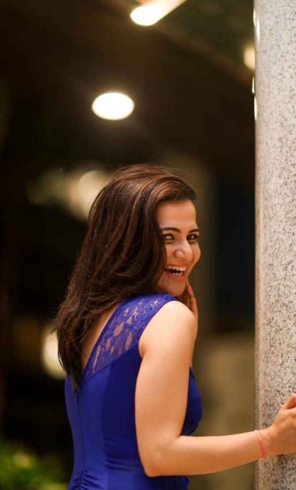 Dhivyadharshini Photos [HD]: Latest Images, Pictures, Stills of ...