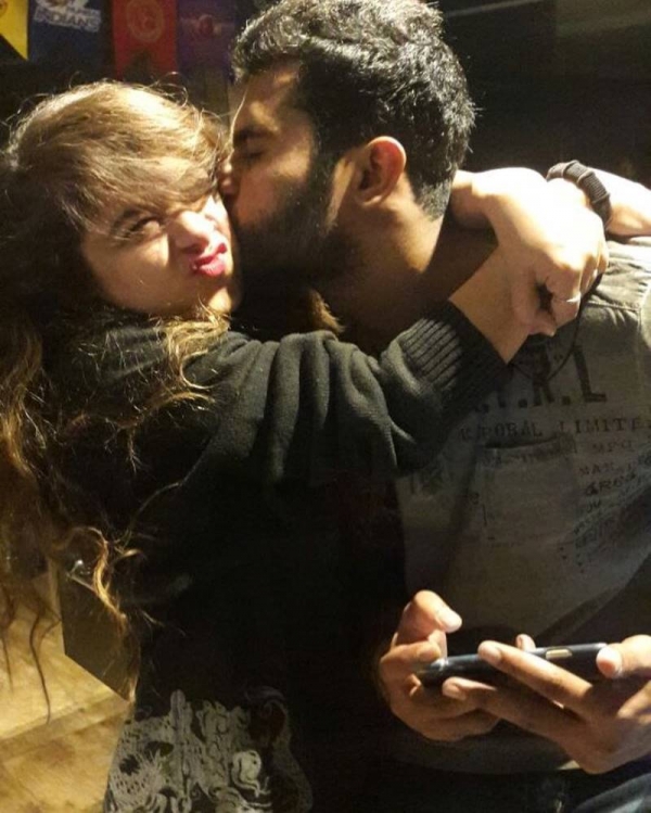 Kannada Actor Loose Maada Yogesh And Sahitya Romantic Photos