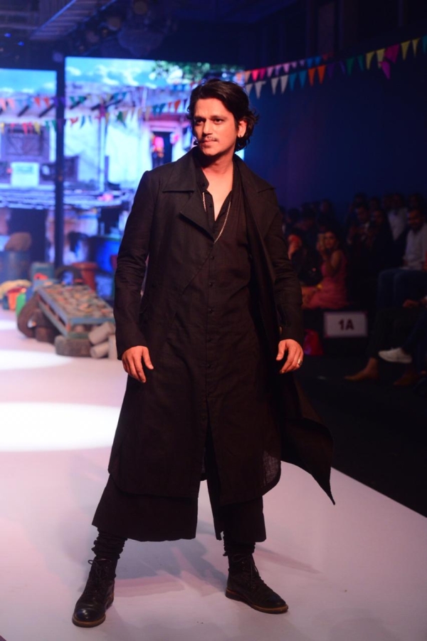 Vijay Verma Walks The Ramp At Bombay Times Fashion Week 2019 Photos