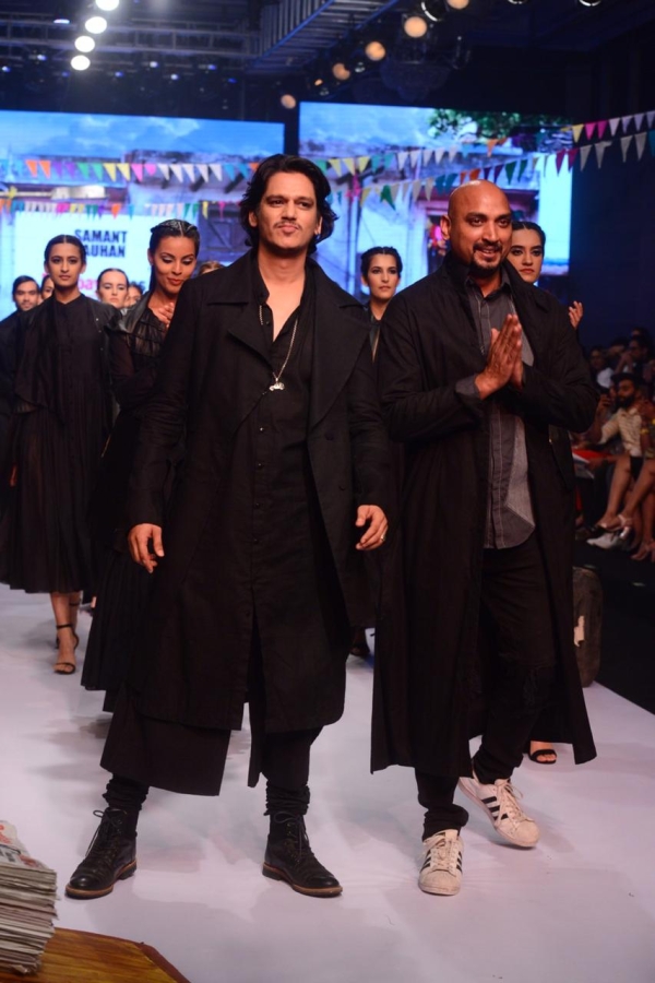 Vijay Verma Walks The Ramp At Bombay Times Fashion Week 2019 Photos
