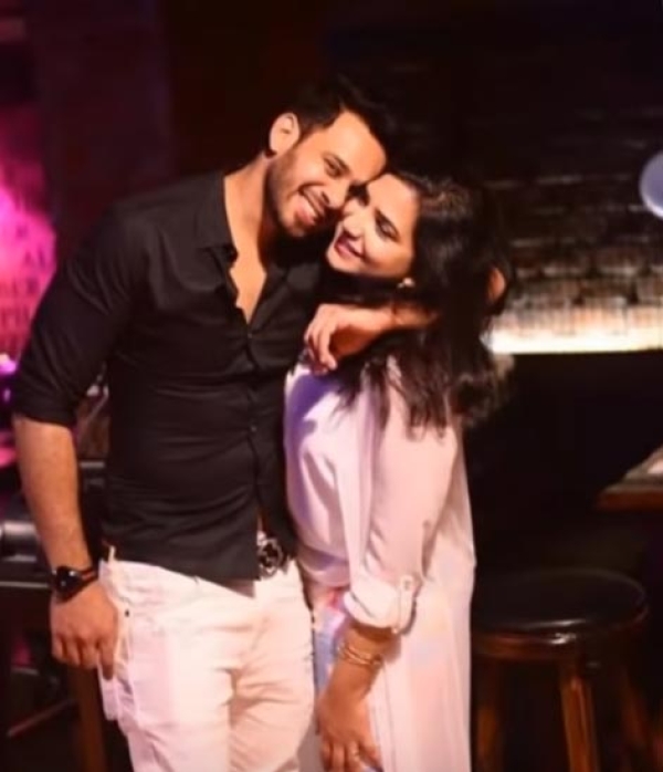 Actor Bharath Family Photos - FilmiBeat