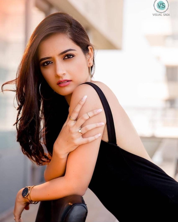 Ashika Ranganath Photos [HD]: Latest Images, Pictures, Stills of Ashika ...