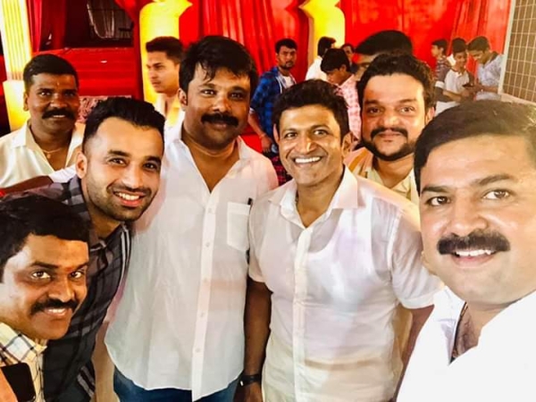 Dr. Rajkumar Grandson Yuva Rajkumar Marriage Celebration Photos