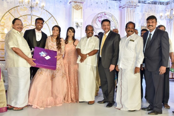 Dr.S.M Balaji Daughter Marriage Reception Photos
