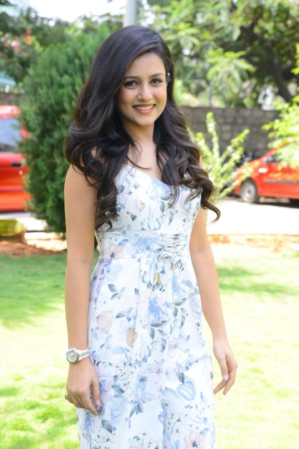 Mishti Chakraborty Photos [HD]: Latest Images, Pictures, Stills of ...