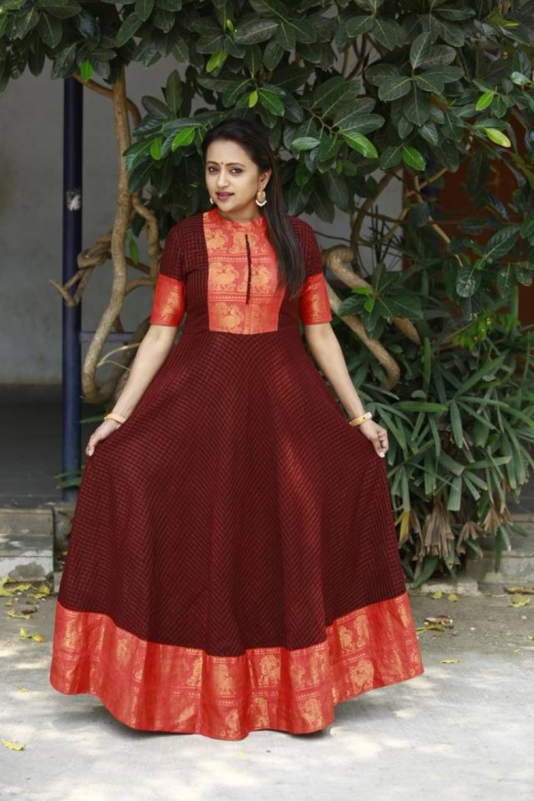 Suma Kanakala Photos [HD]: Latest Images, Pictures, Stills of Suma ...