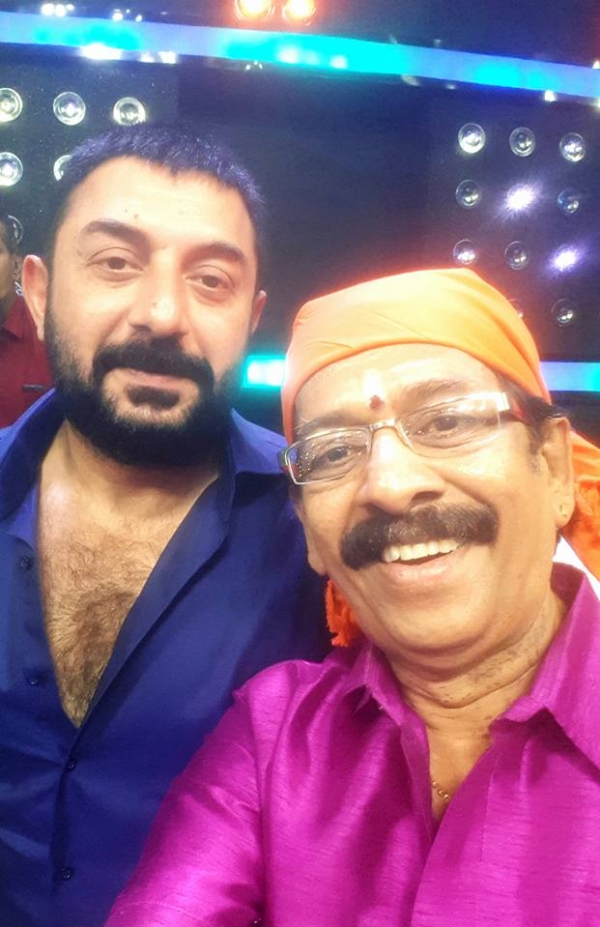 Bigg Boss Season 3 Contestant Singer Mohan Vaidya Unseen Photos