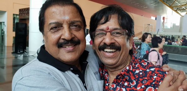 Bigg Boss Season 3 Contestant Singer Mohan Vaidya Unseen Photos