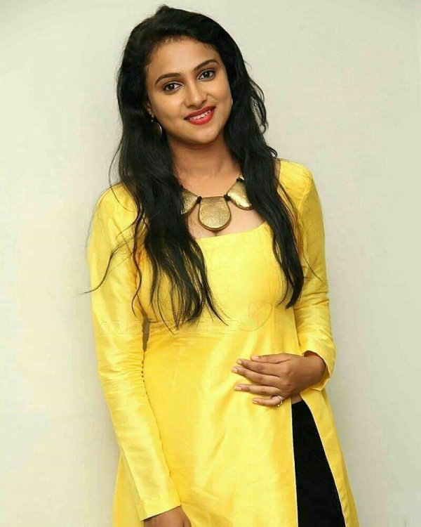 Kavitha Gowda Photos: Latest HD Images, Pictures, Stills & Pics - FilmiBeat