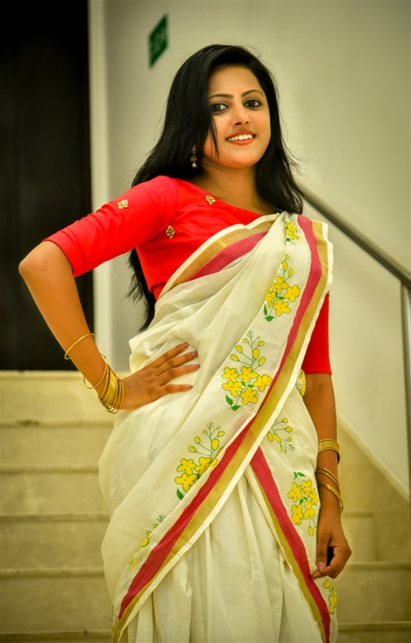 Sreevidhya Photos: Latest HD Images, Pictures, Stills & Pics - FilmiBeat